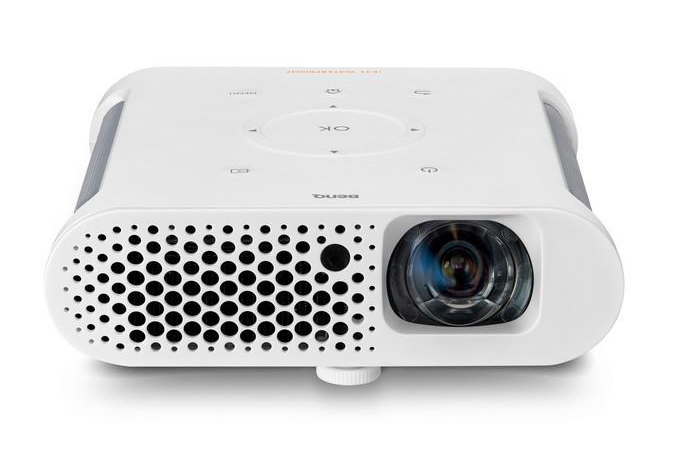 LED Portable Projector for outdoor family | Tech And House | Panama